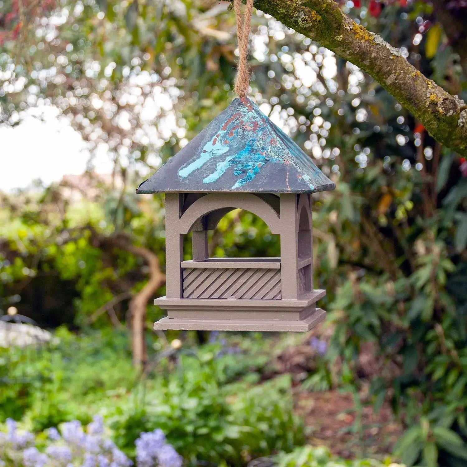 Timeless Bempton Hanging Bird Table – Awesome Wildlife Co