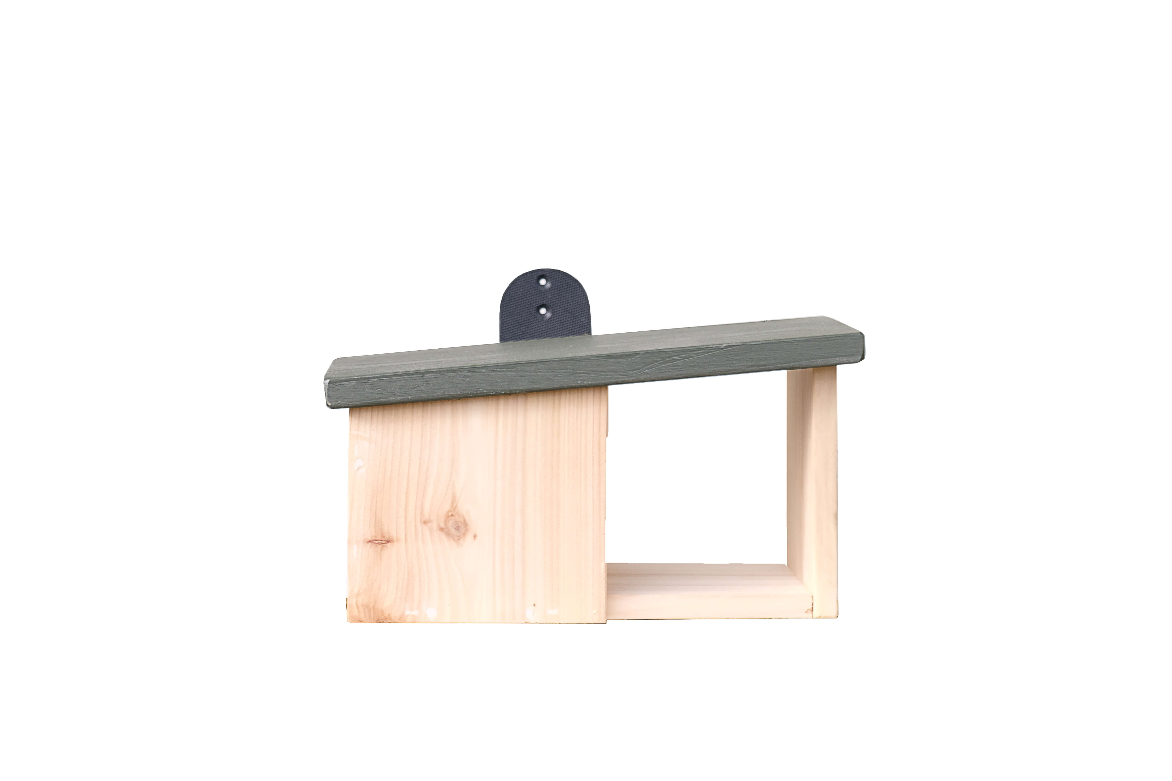 Wooden Robin Nestbox – Awesome Wildlife Co